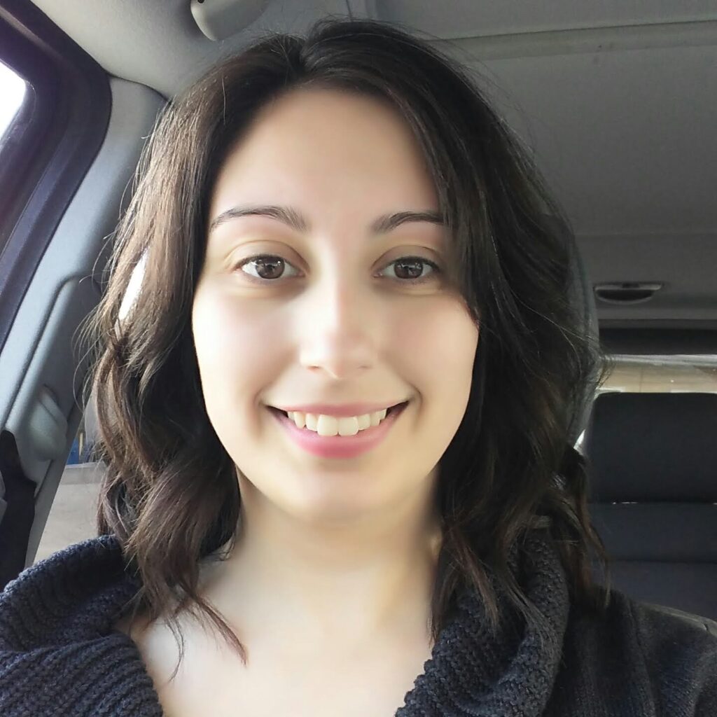 About – Tina Moreau